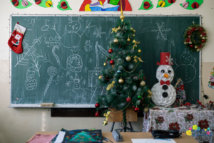 Classroom Christmas Tree Ideas - Mama Teaches